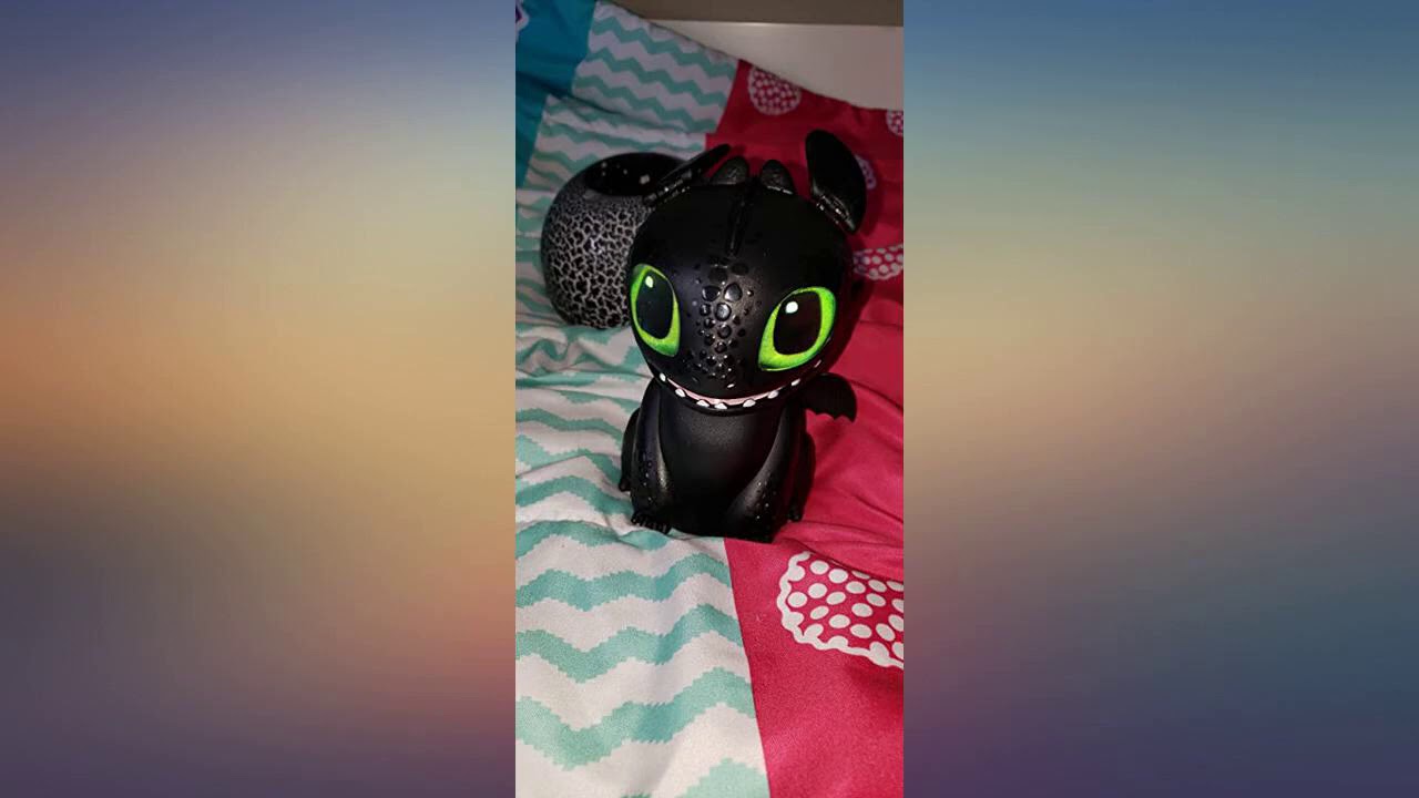 Dreamworks Dragons, Hatching Toothless Interactive Baby Dragon with ...