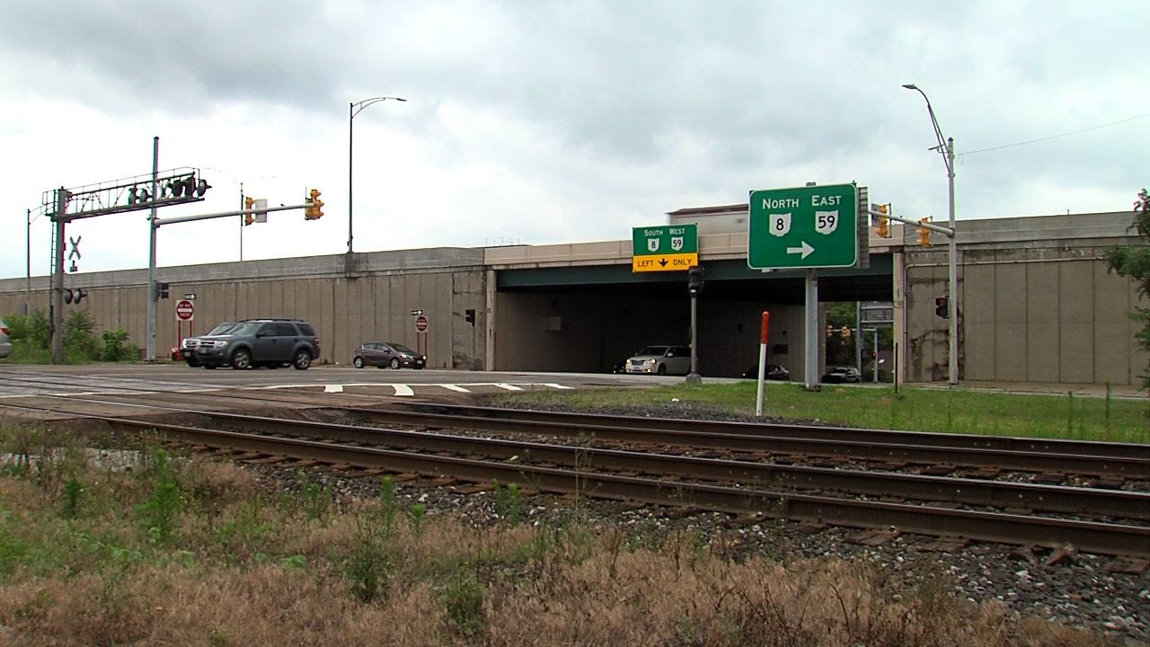 GPS Train Tracks - YouTube