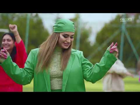 ANNA G...HIT BOMBA