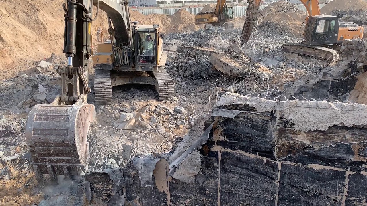Demolition With Powerful Excavator - YouTube