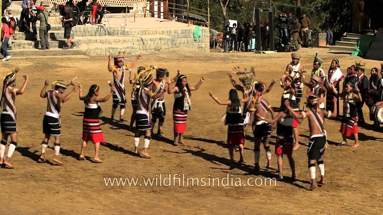 Dance of the hornbill performed by the Zeliang folk - YouTube