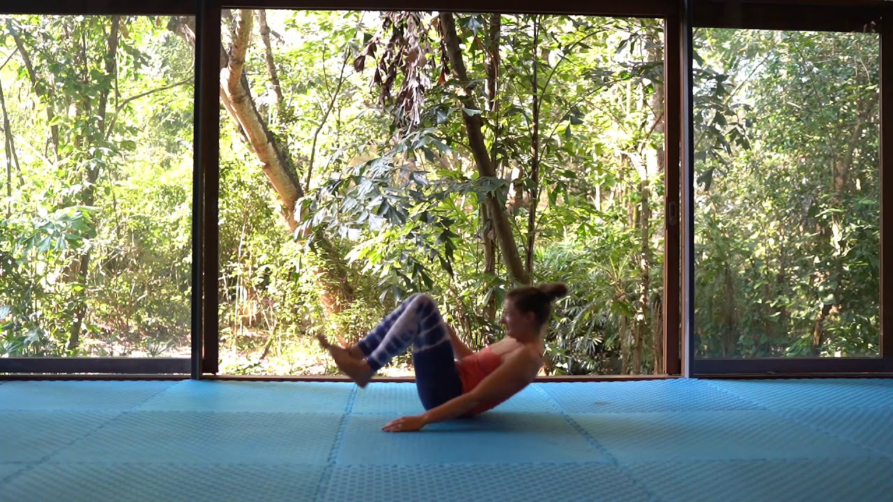 Back roll to standing - YouTube