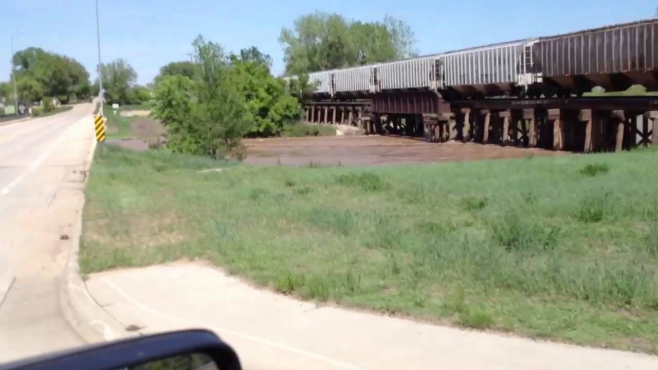 Redwater River in Belle Fourche SD - YouTube