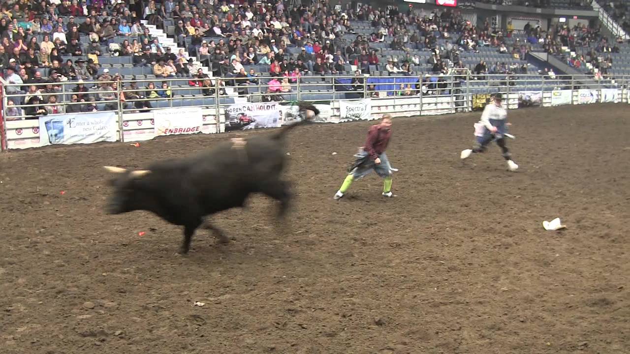 Jordynn Swanson's 2012 CCA Finals Freestyle Bullfight - YouTube