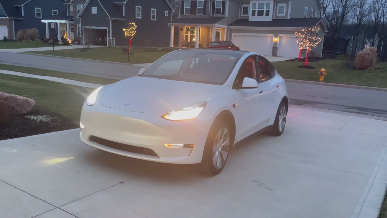 Tesla Holiday Update - Model Y Light Show - YouTube