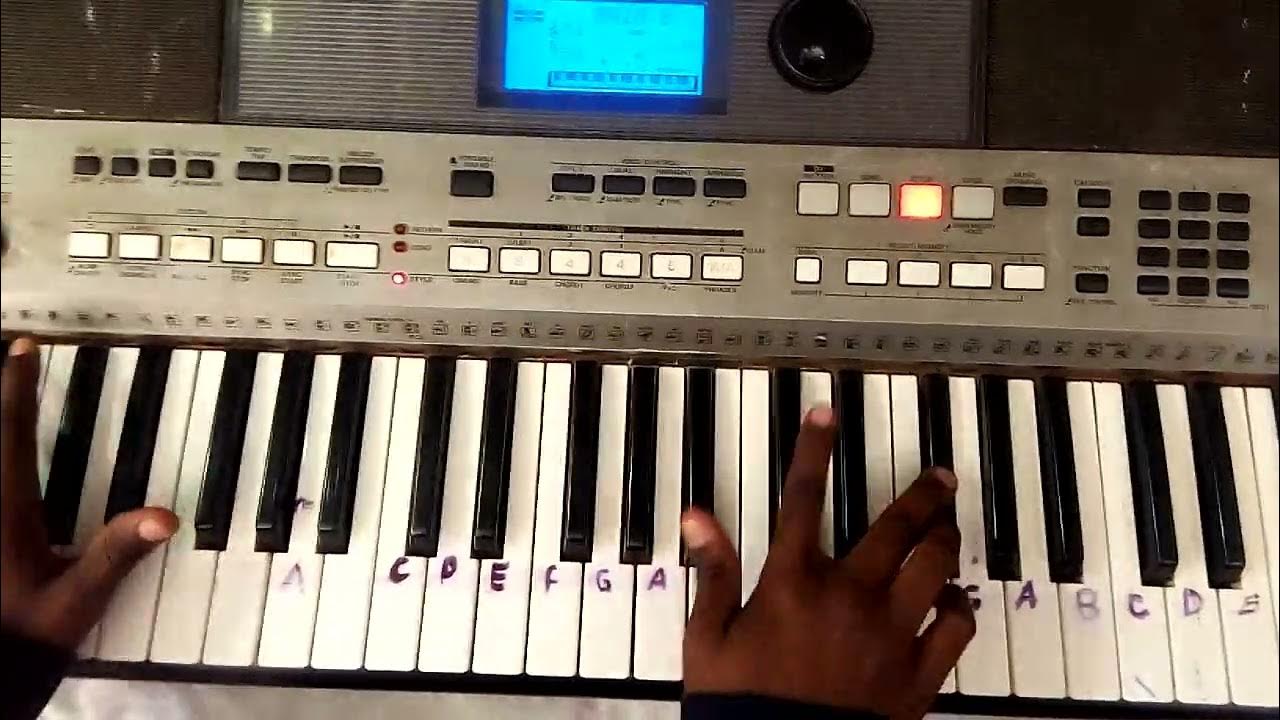 learning how to play keyboard - YouTube