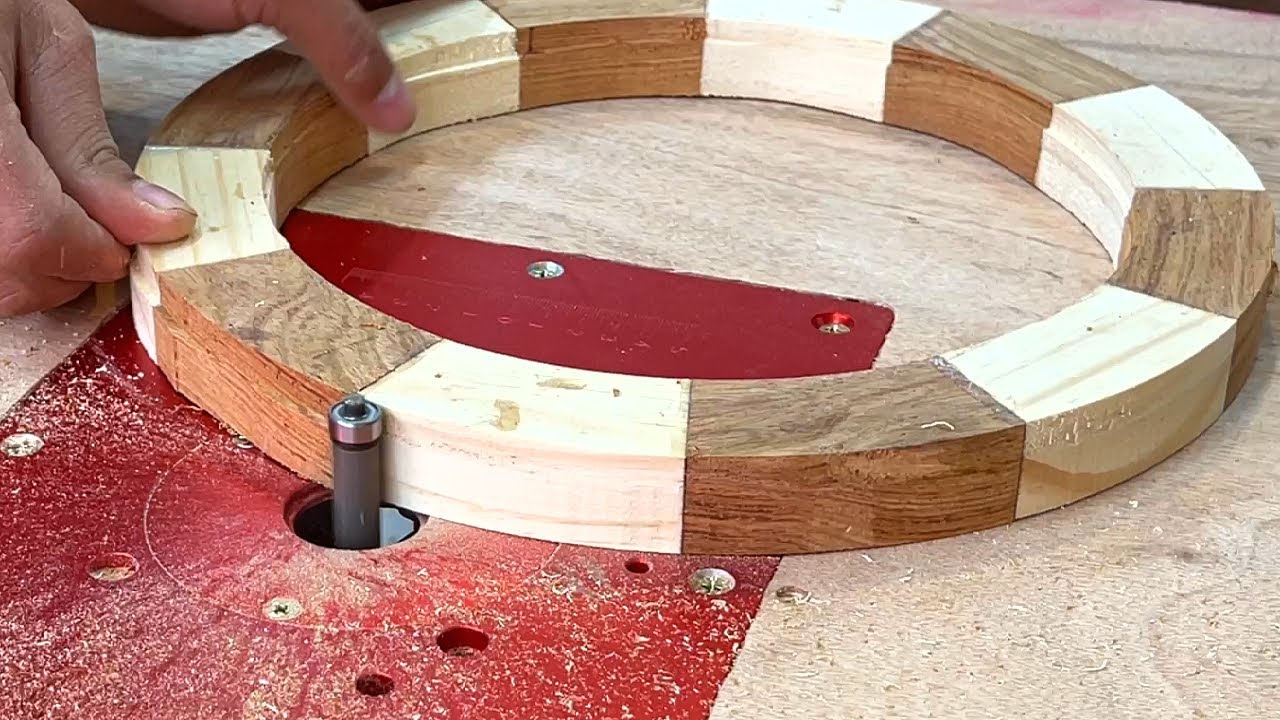 Great Ideas For Wall Clock //// Design A Eye-Shaped Wooden Wall Clock ...