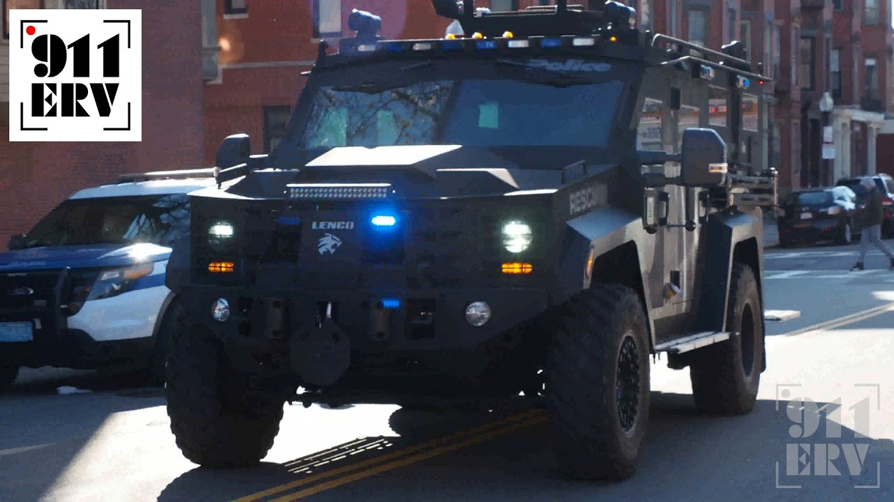Boston Police Lenco SWAT Truck Responding - YouTube