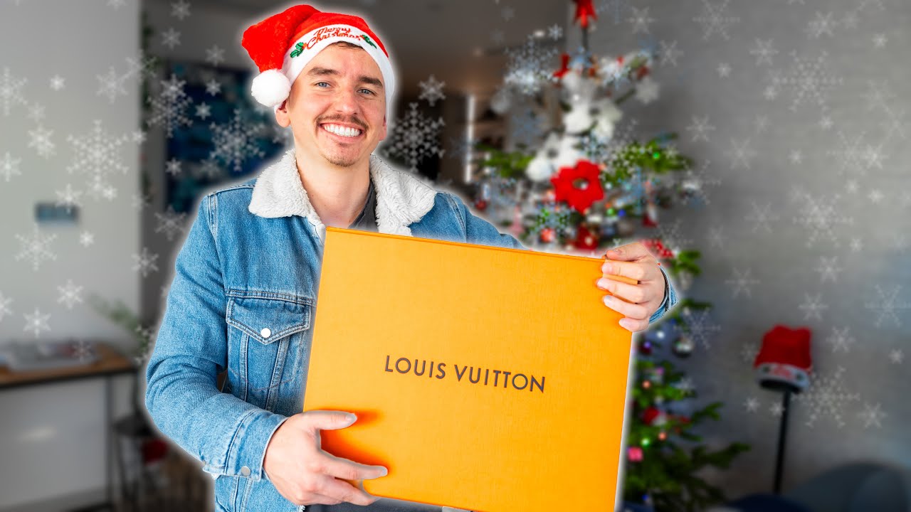 LOUIS VUITTON UNBOXING!!! - YouTube