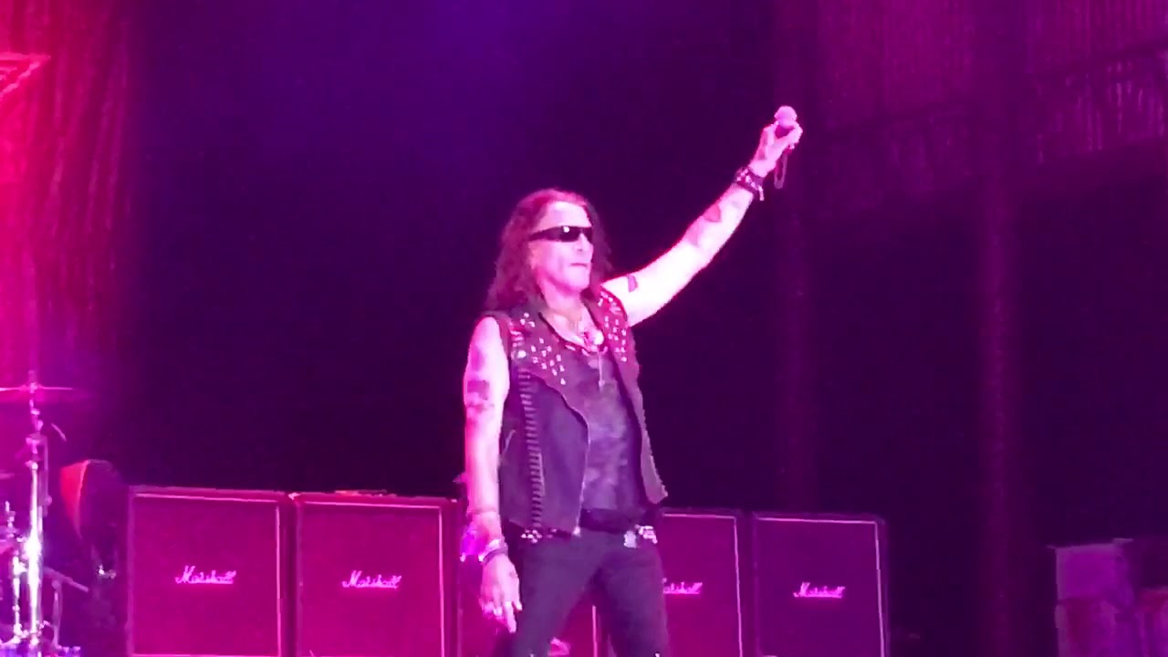 RATT - Wanted Man - YouTube