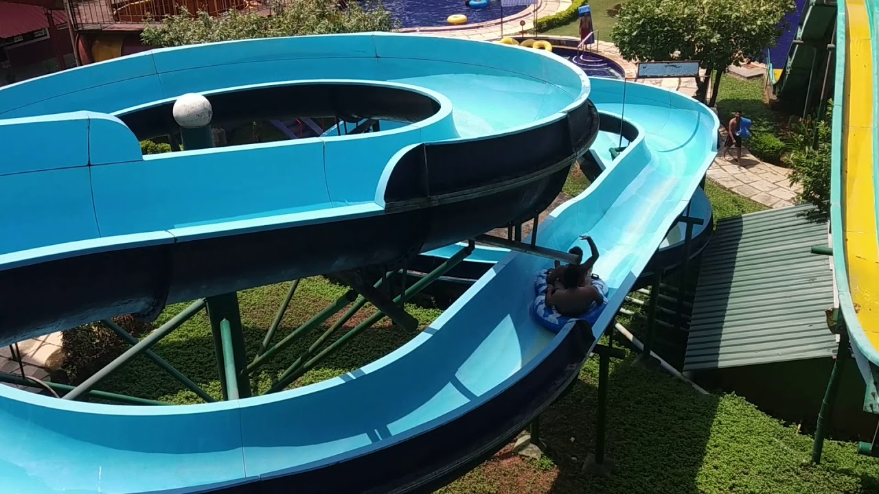 splashdown water park(4) - YouTube
