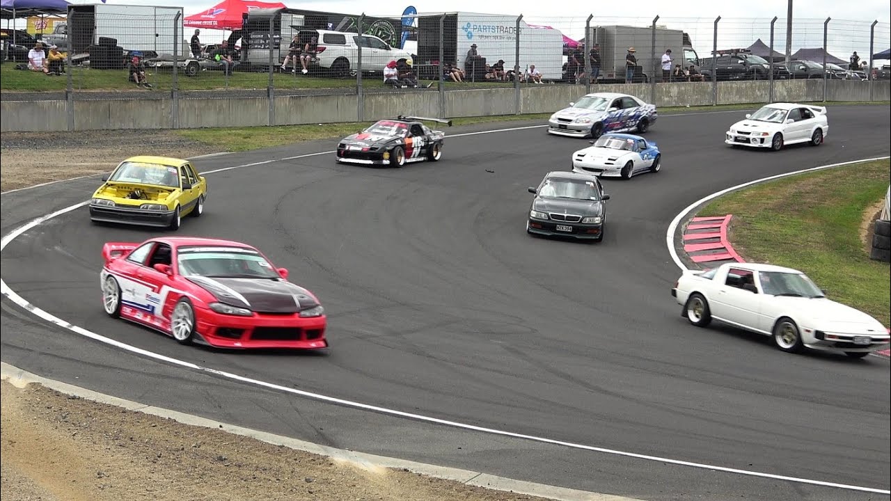Mad Mike's Summer Bash track cruise - JDM cars engine sound - YouTube
