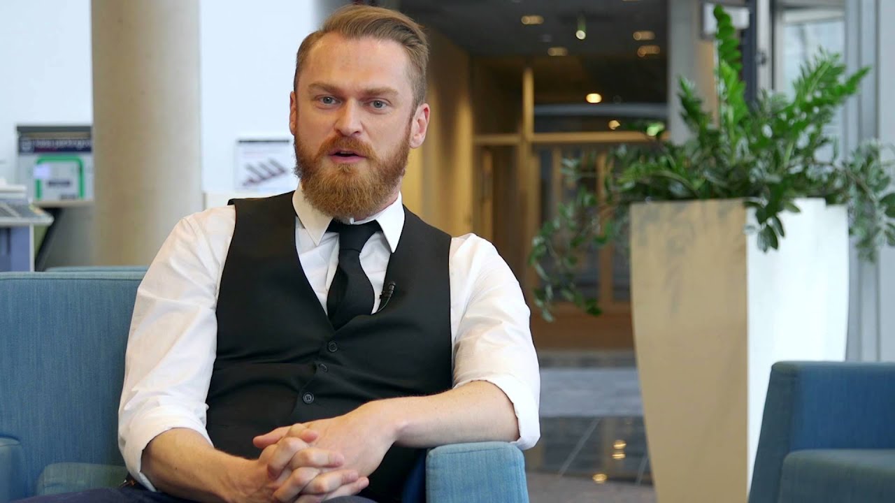 Piotr Bucki Invitation Wolves Summit - YouTube