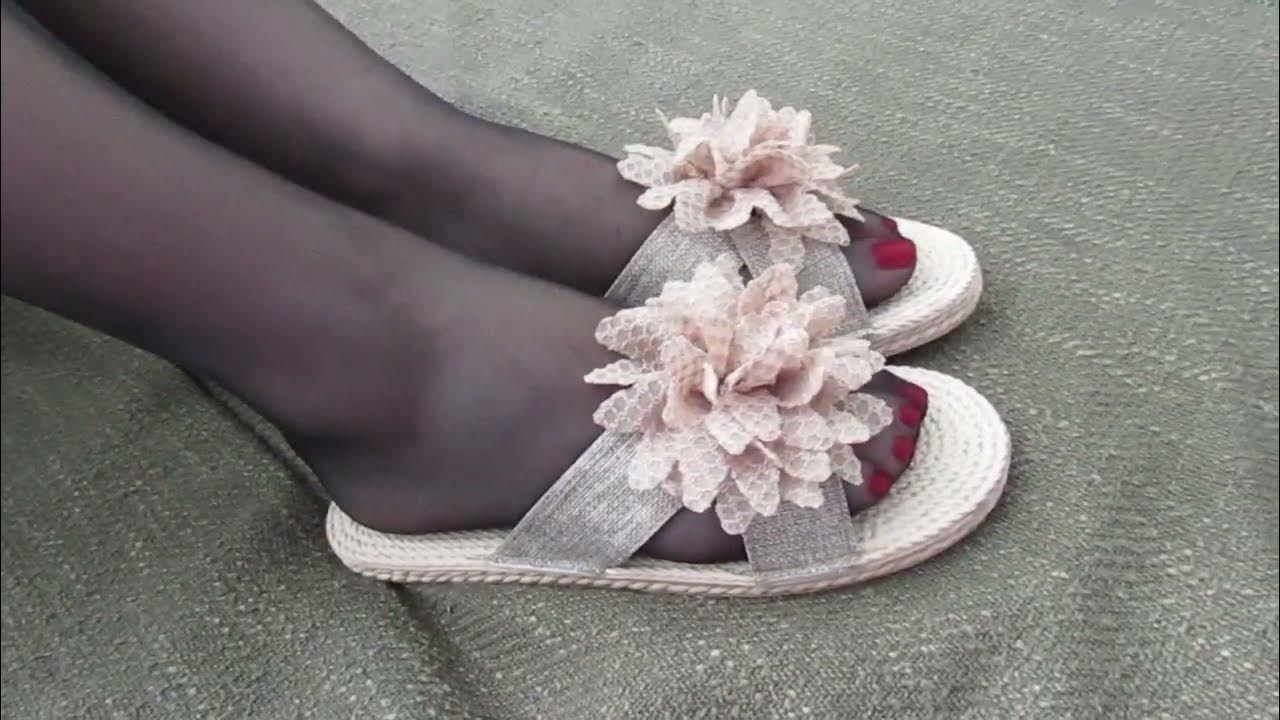 Sexy Nylon Feet Play Savi Vaizdai Part5 Slippers With Flowers Feet