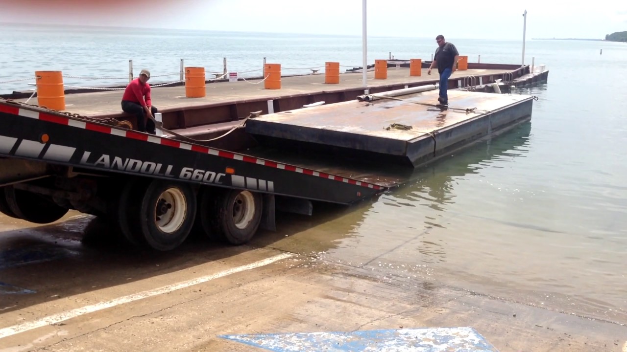 Paddling a Barge - YouTube