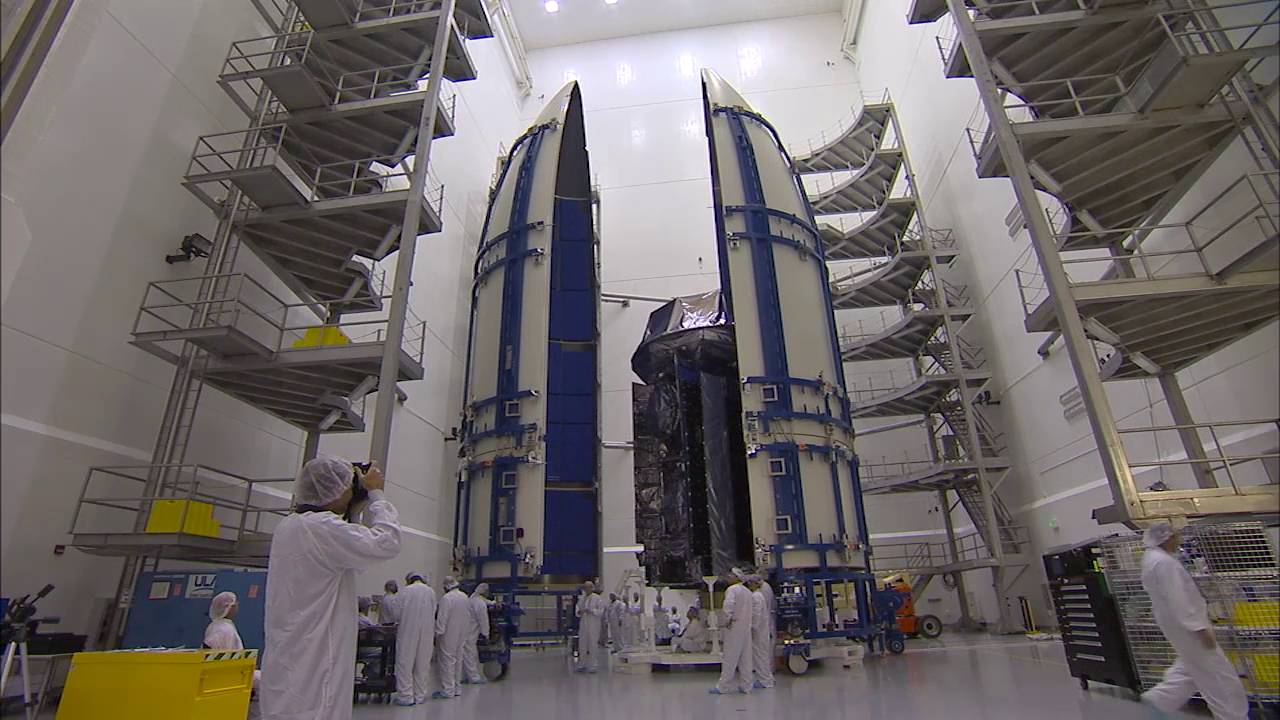 Atlas V MUOS-5 Encapsulation - YouTube