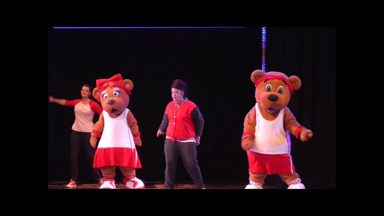 Billy and Bonnie's Wake up and Work out. Butlins Bognor Regis. Summer ...