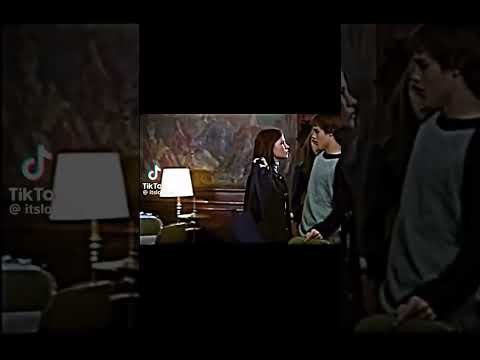 Pablo le roba un beso a Marizza