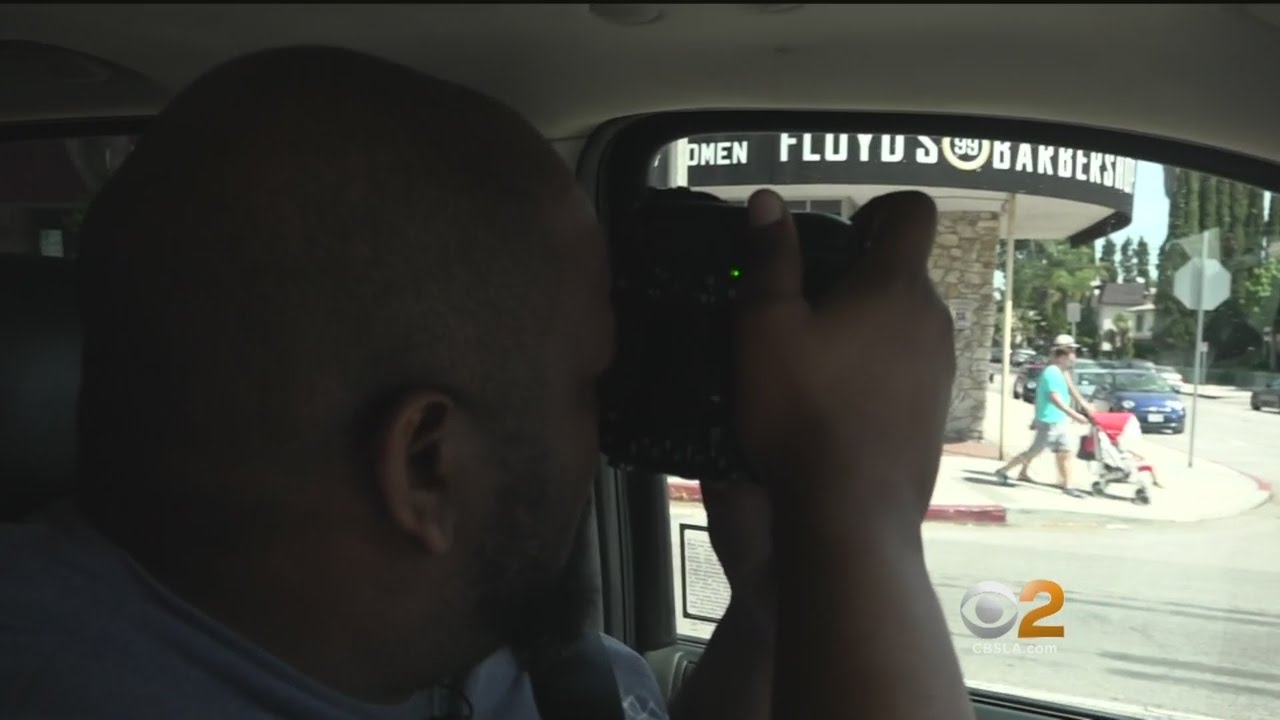 How Paparazzi Go After Celebrities To Capture Perfect Shots - YouTube