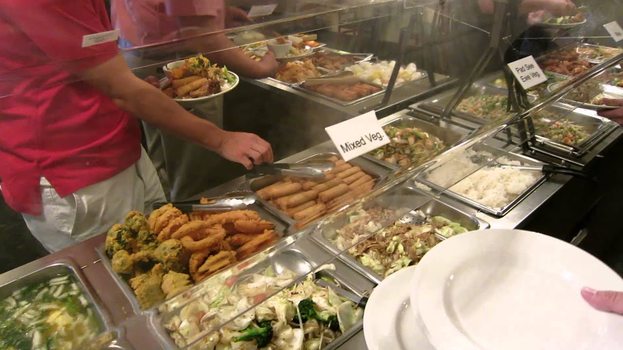 Lotus of Siam in Las Vegas: Lunch buffet 1/3 - YouTube