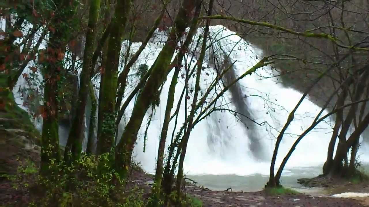Cascade des Tufs - Les Planches près Arbois - YouTube
