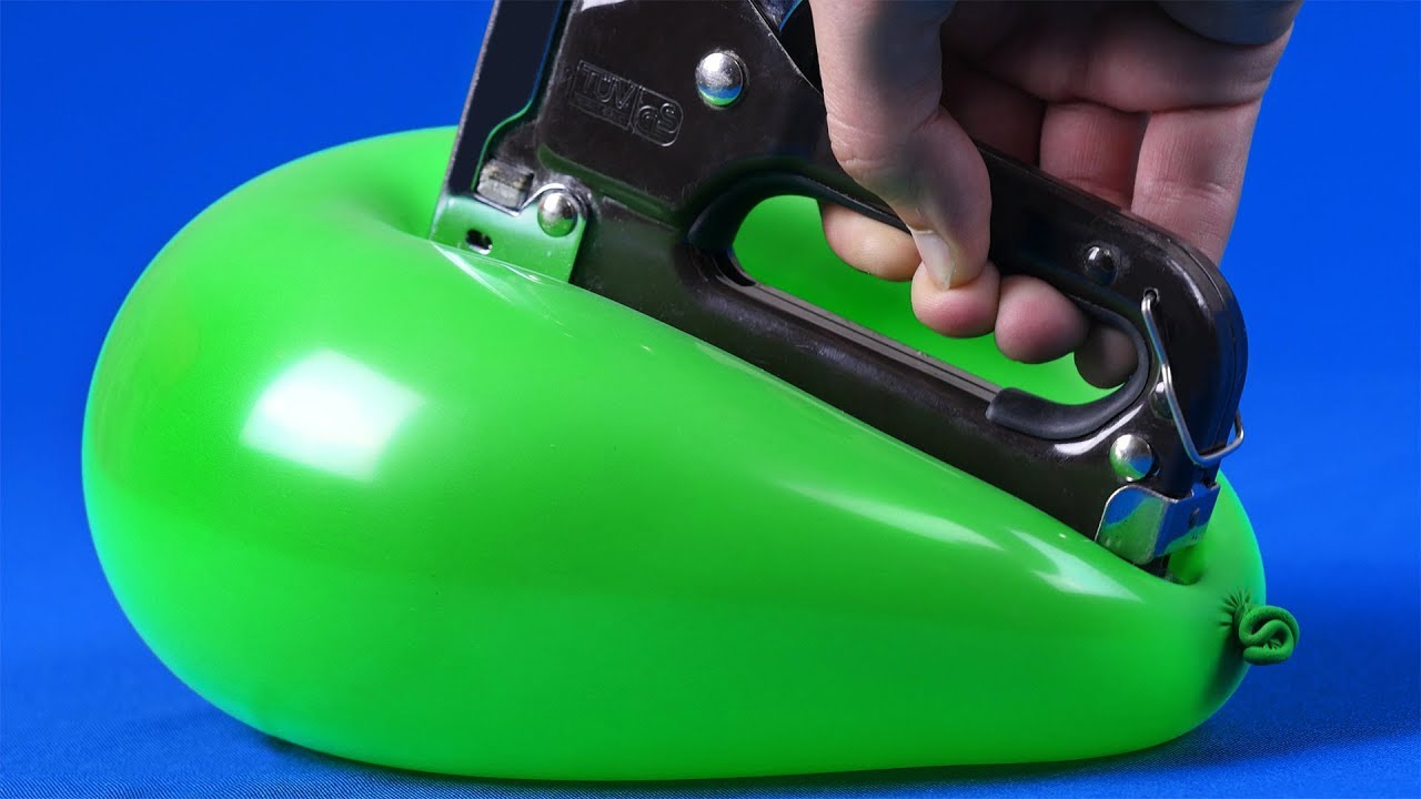 5 CRAZY EXPERIMENTS WITH BALLOONS - YouTube