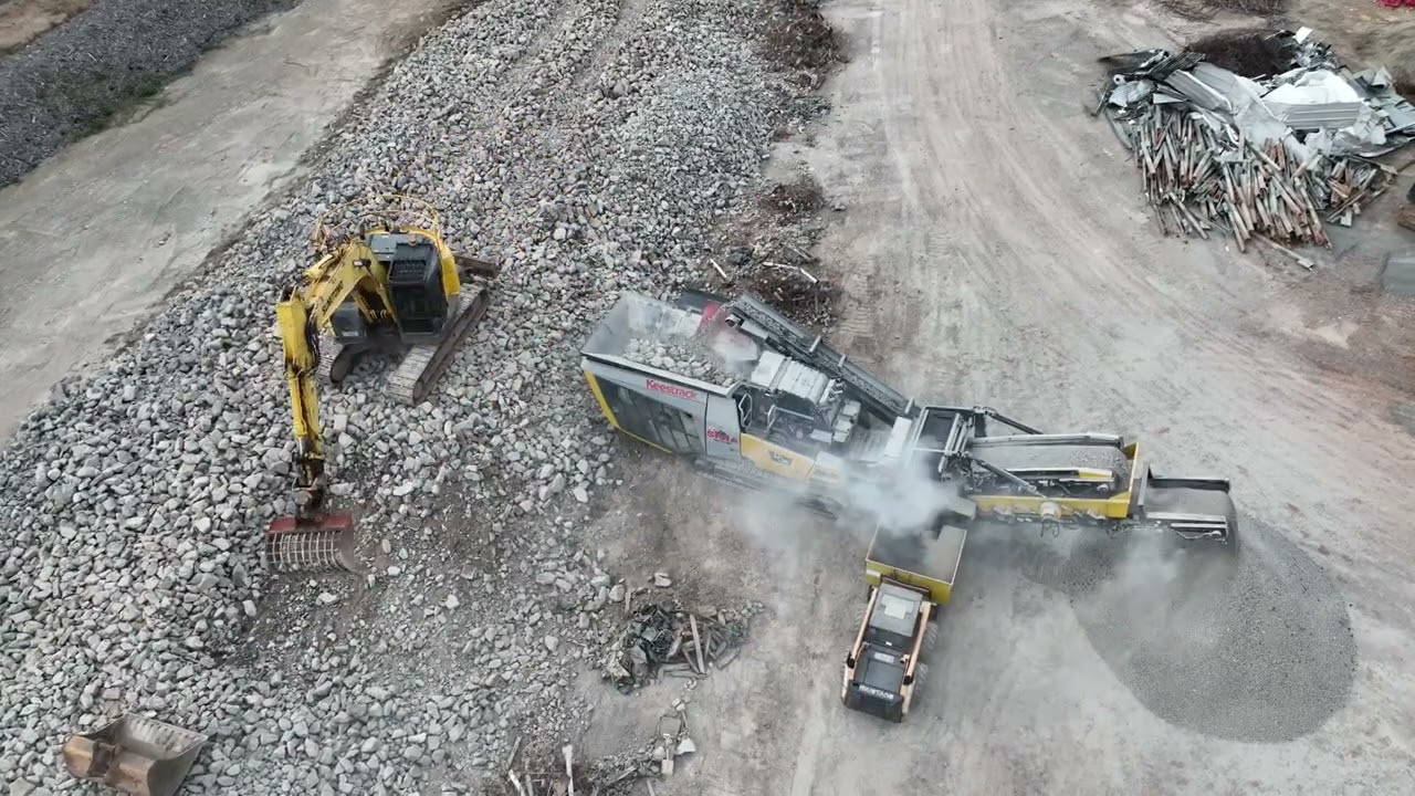 IMPACTOR - Keestrack R3h crushing 400mm demolition concrete to 22.4mm ...