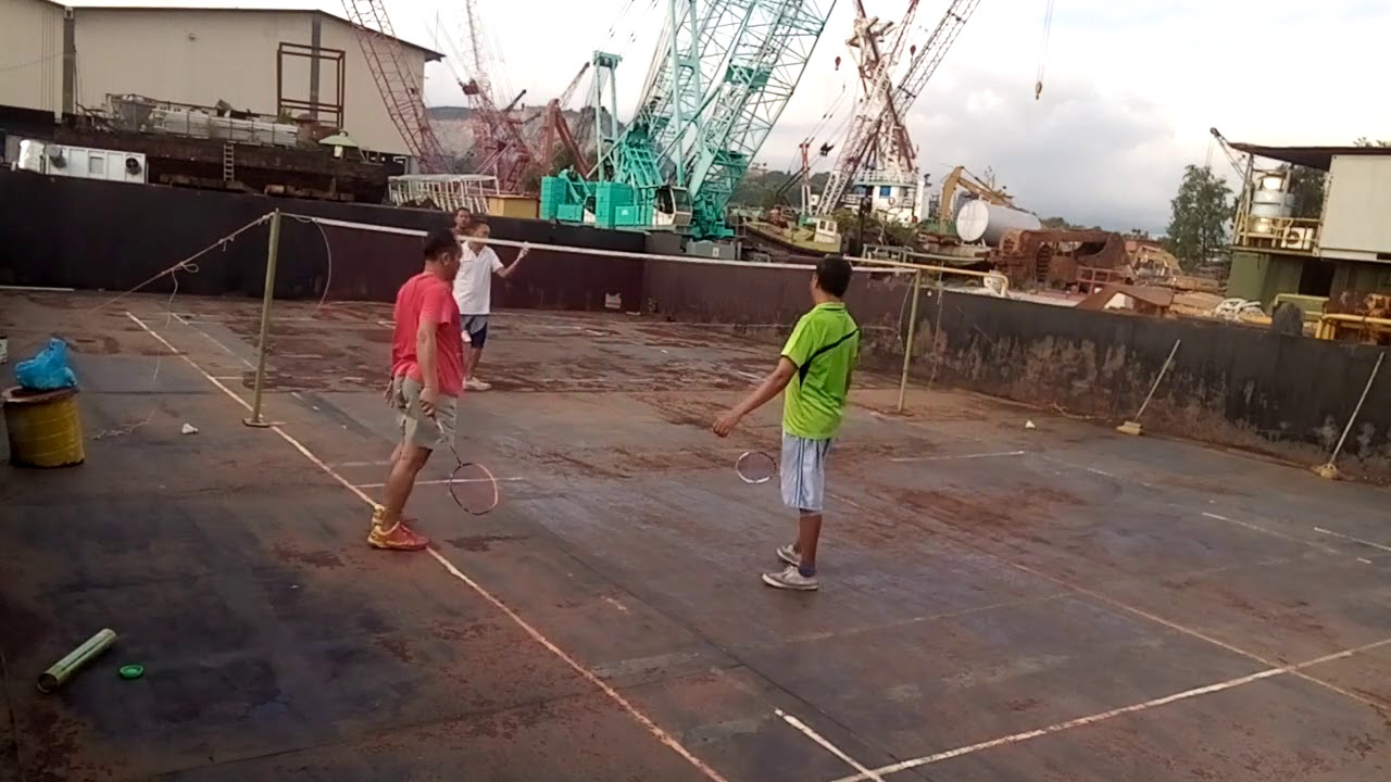SERU!!! BADMINTON PALING LUCU - YouTube