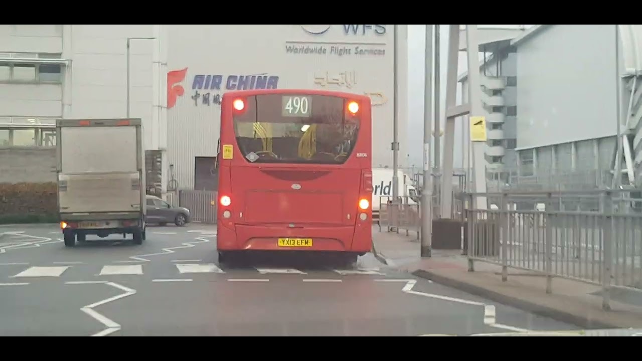 Here is the 490 bus in Heathrow Saturday 18 November 2023 - YouTube