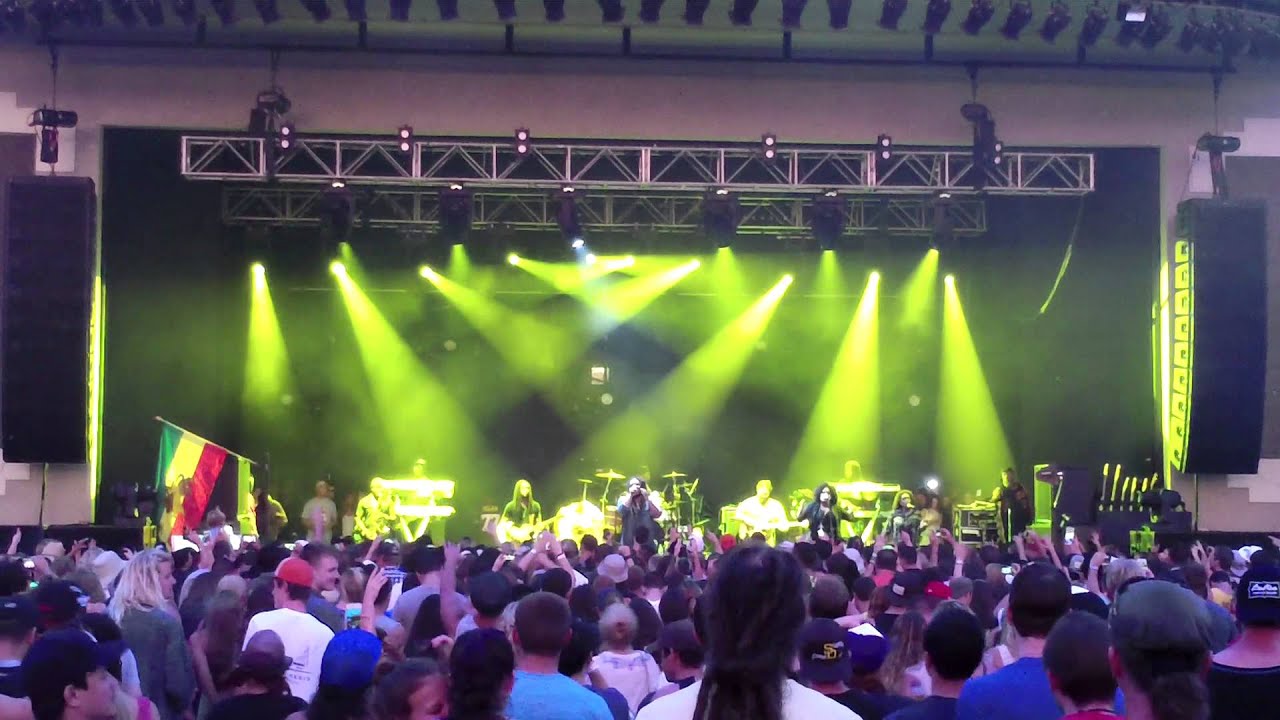 Stephen Marley "Is This Love~Buffalo Soldier~Iron, Lion, Zion" Sunset ...
