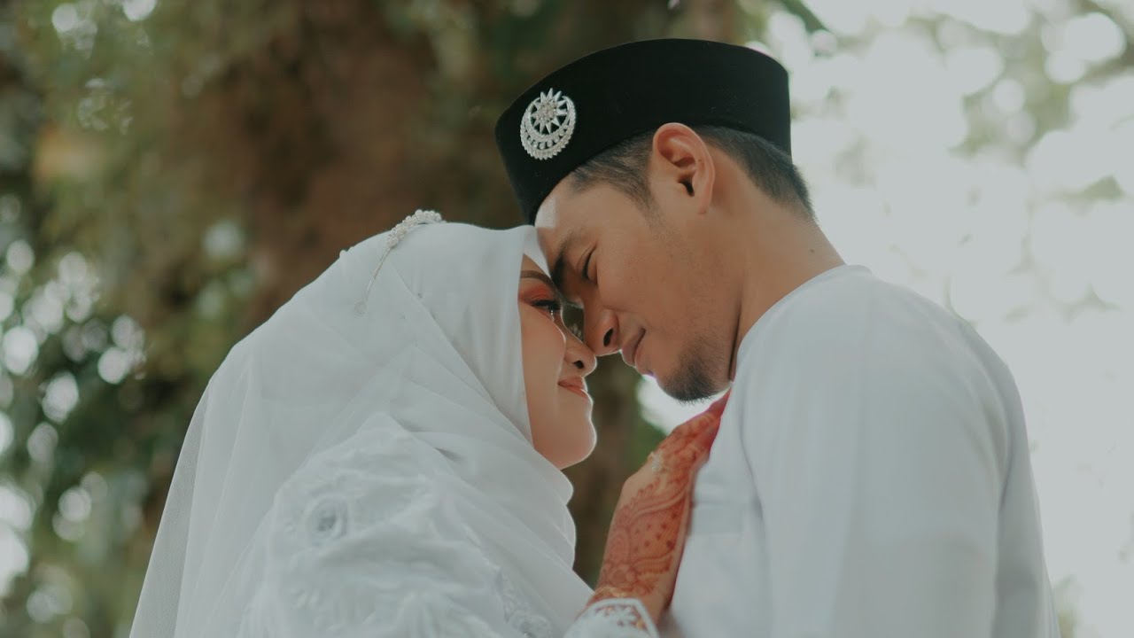 Asdar & Yhani - Malay Wedding - YouTube