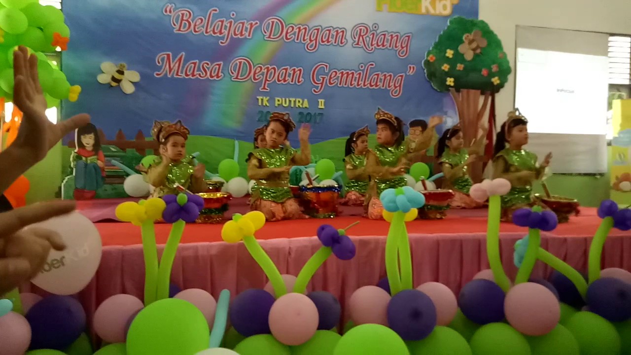 Graduation TK PUTRA II(2) - YouTube