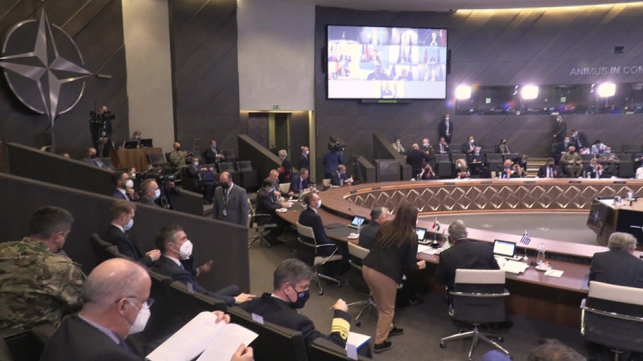 NATO leaders hold an emergency summit on Russia's invasion of Ukraine ...