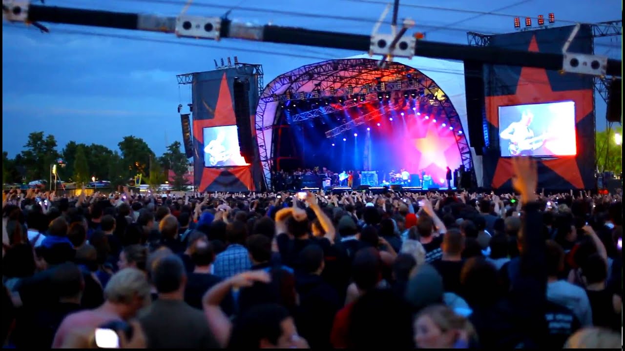 RATM concert LIVE in London Finsbury Park 2010 - YouTube