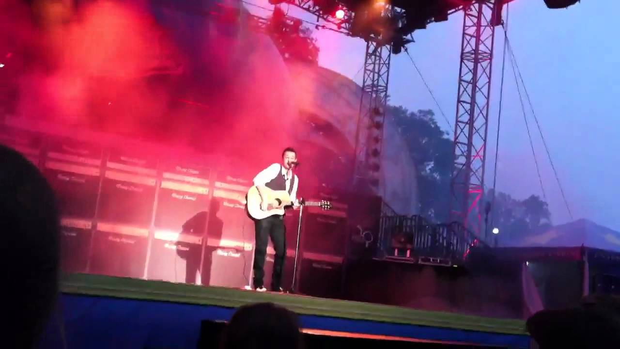 Jack Skuller - Love Is A Drum (LIVE) - YouTube