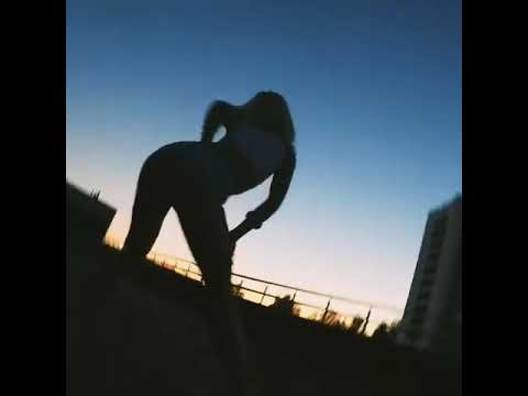 Maryann Moon Twerking 160