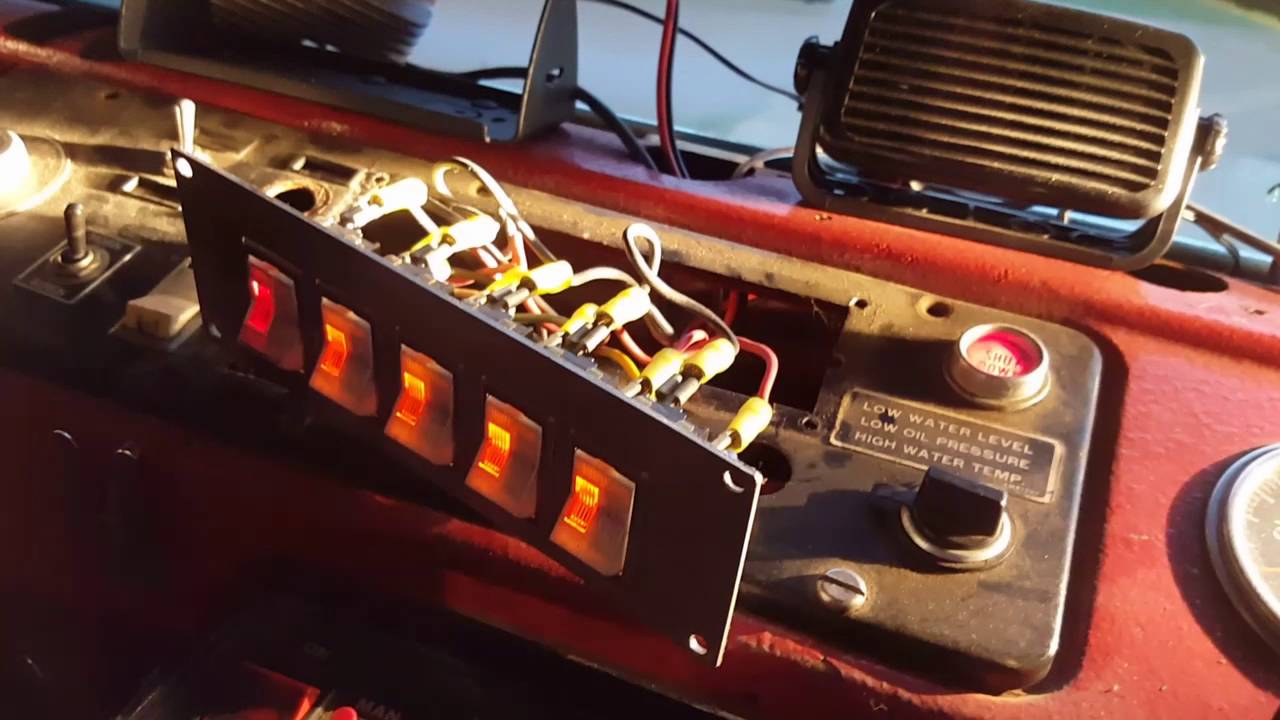 This old lightbar - YouTube