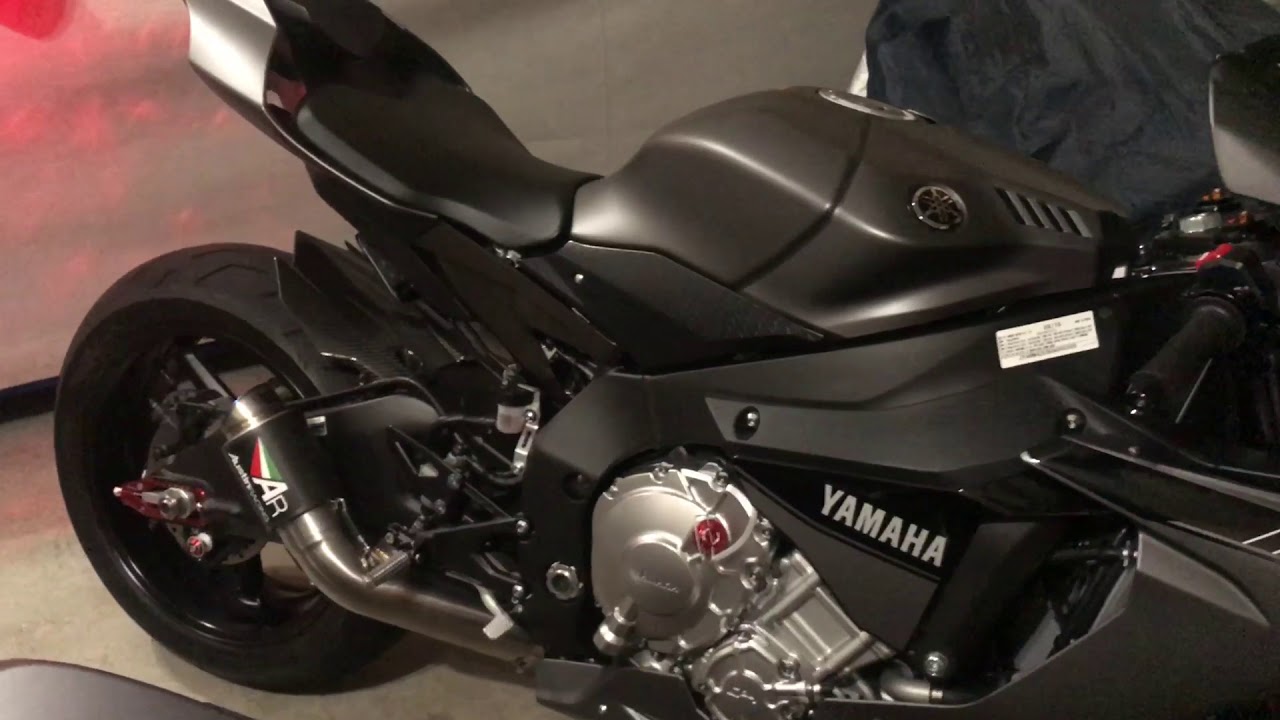 Yamaha R1 with Austin Racing Exhaust - YouTube
