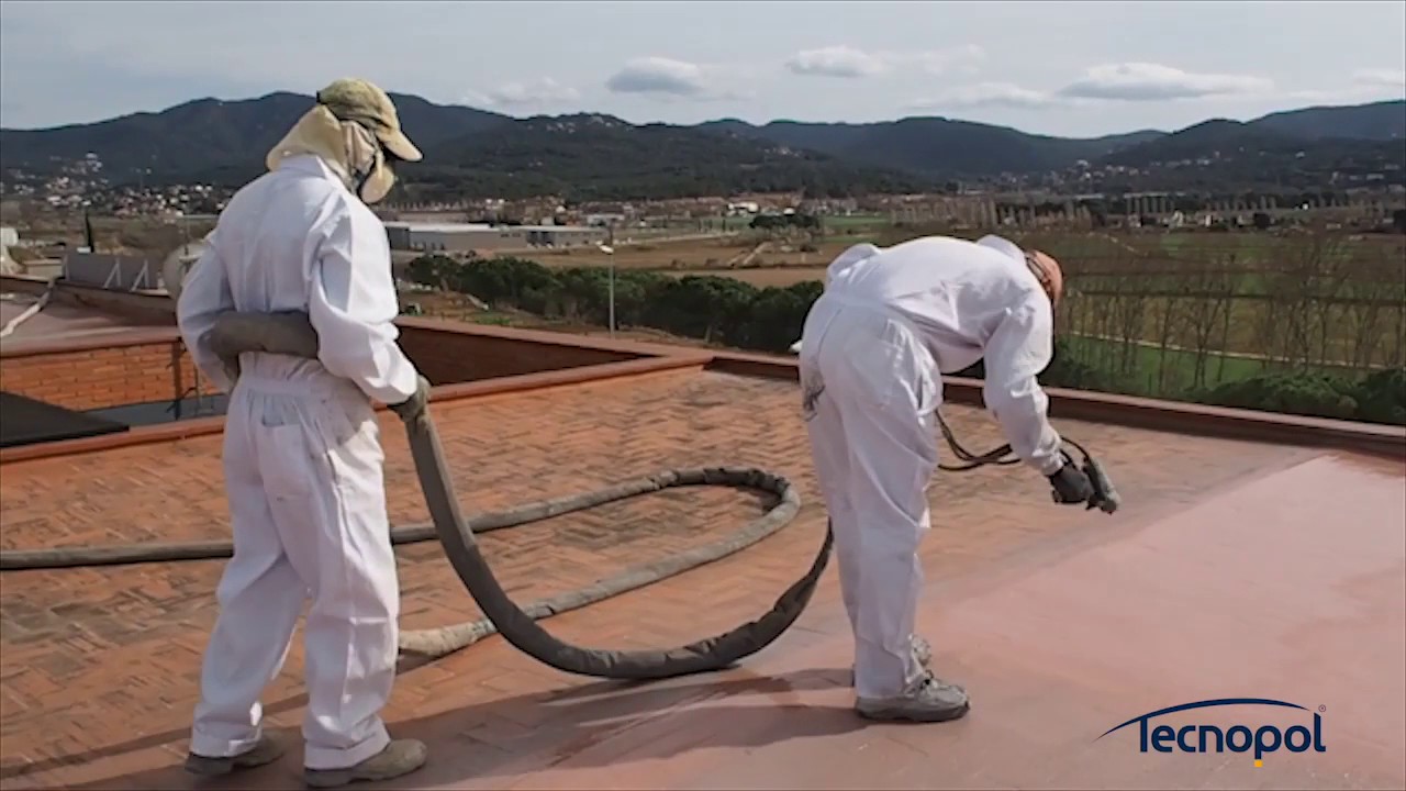POLYUREA INDUSTRIAL ROOF WATERPROOFING - YouTube