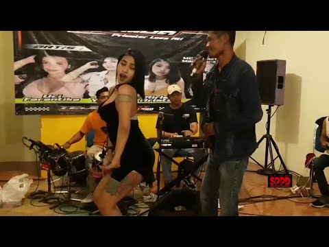 AKSI TEGUH JURAGAN TAMAN & UCI FARANTIKA // AKU IKLAS // TEJE PRO