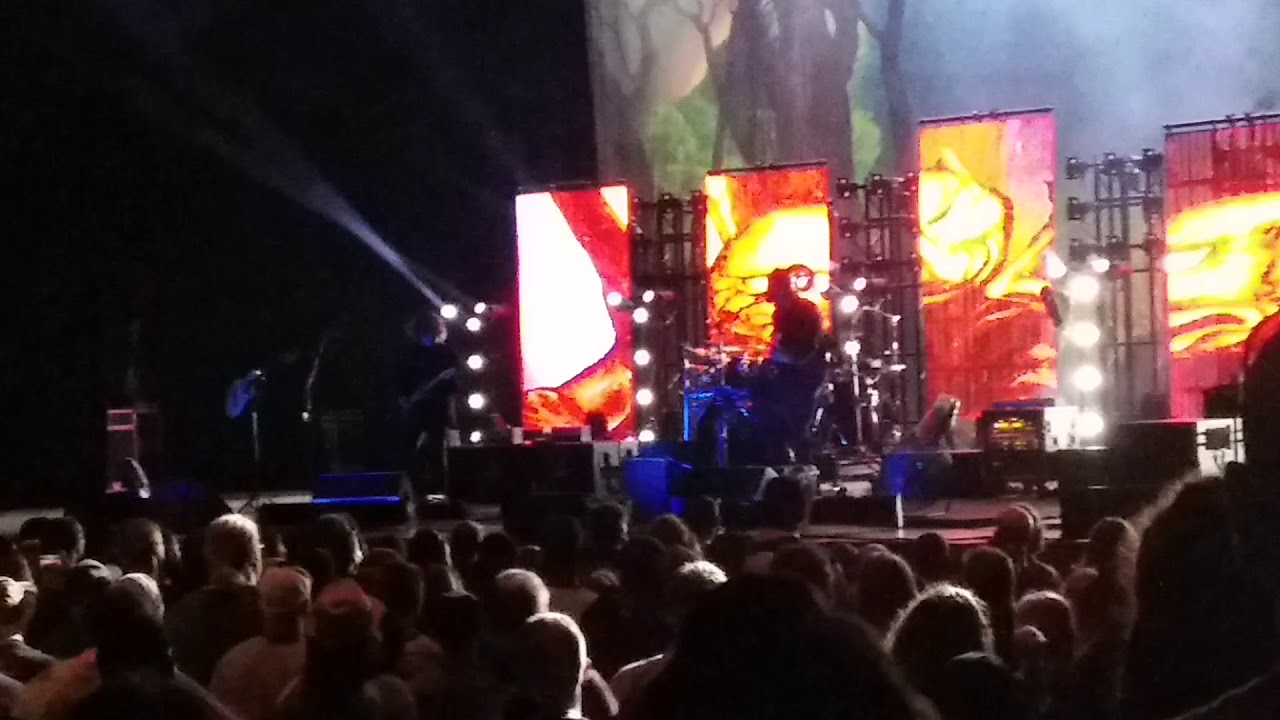 Primus - The Seven (Live @ PNC Pavillion 2018) - YouTube