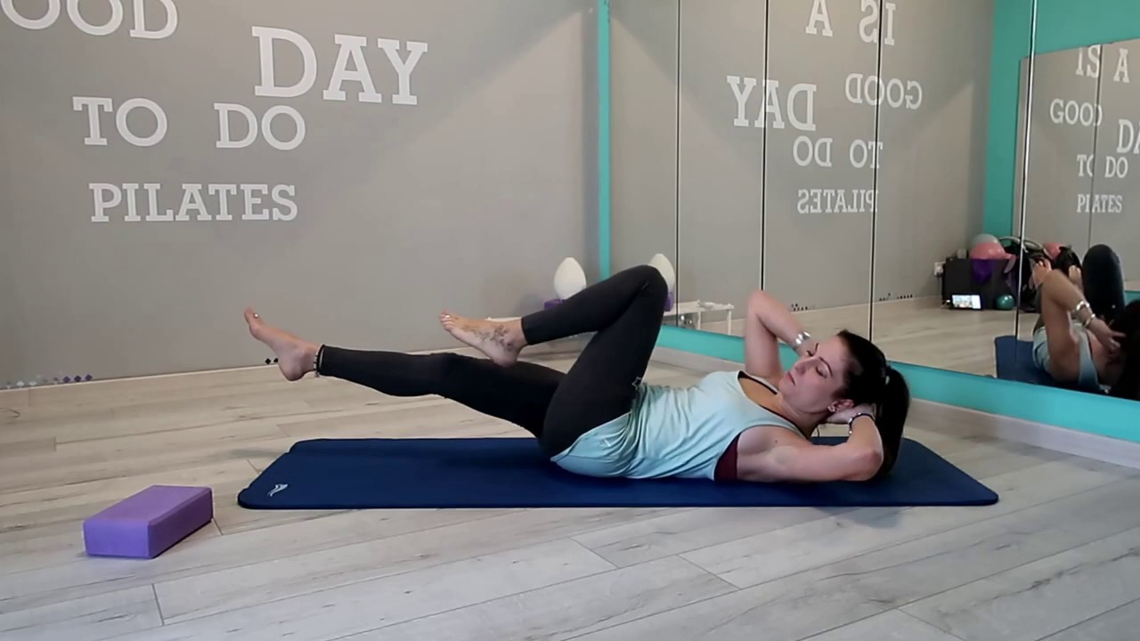 LOSE BELLY FAT IN 10 MIN || PILATES CORE WORKOUT - YouTube