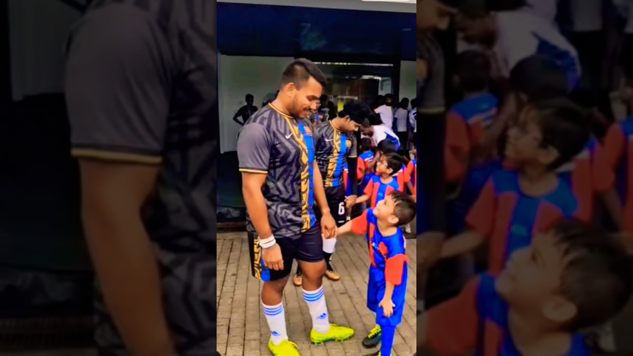 මගේ පුතා මං වගේමයි... ️ ️ ️ නාමල් රාජපක්ෂ #namal_rajapaksha #son #rugby ...