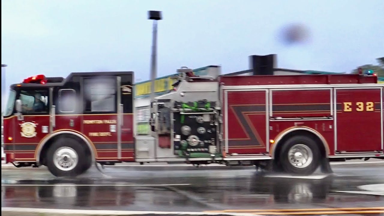 Wayne NJ Fire Department Engine 32 Responding on to Route 23 North ...