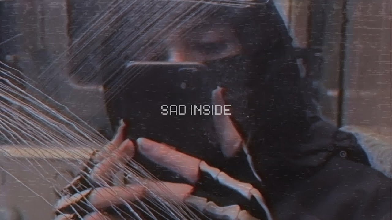 FREE | ALTERNATIVE ROCK / EMO RAP TYPE BEAT "SAD INSIDE" - YouTube