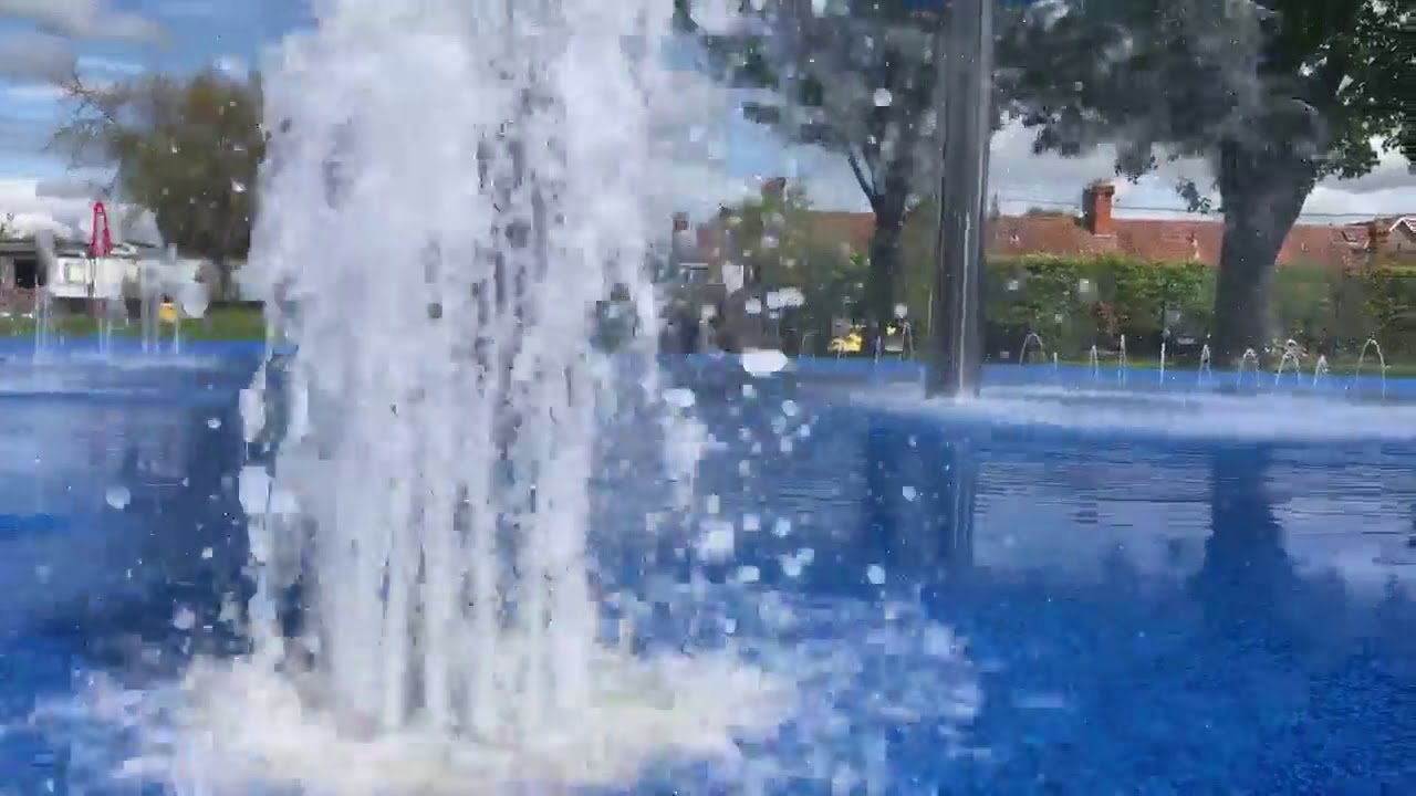 Greenbank Pool Wet play area - YouTube