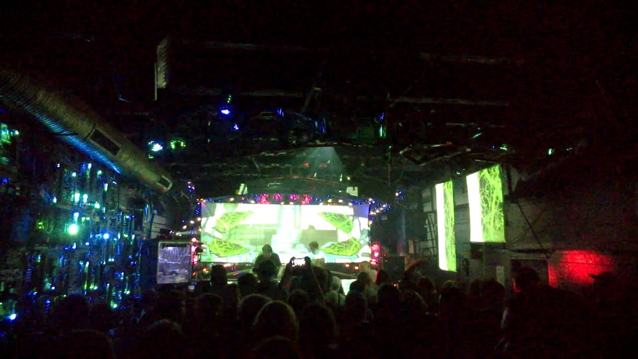 DOUBLE TROUBLE CROSS CLUB PRAHA 11 7 2014 DNB PARTY - YouTube