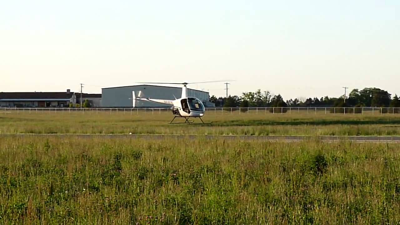 #6 Robinson R22 , Autorotation at KHWY - YouTube