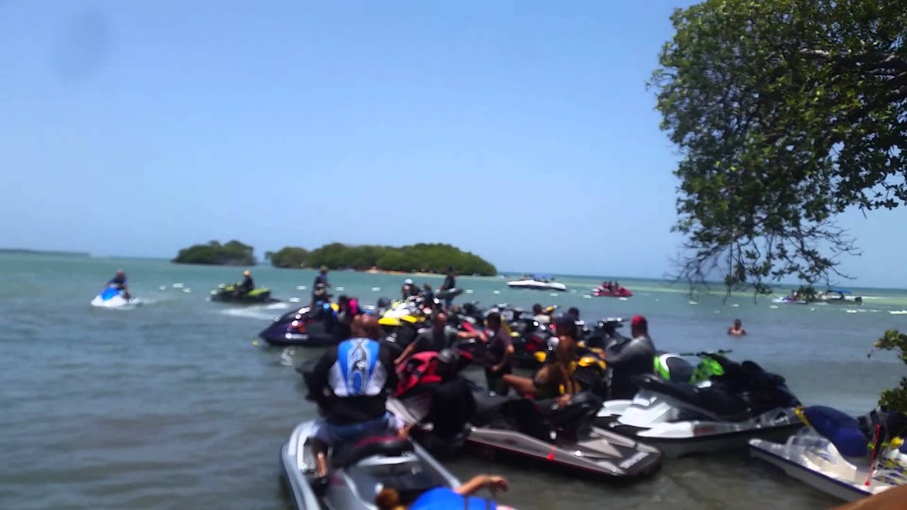 Polita's Beach Salinas - YouTube