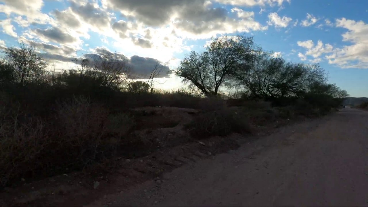 Calle 11 along the US/Mexico Border Wall, Sonoyta, Sonora, Mexico ...